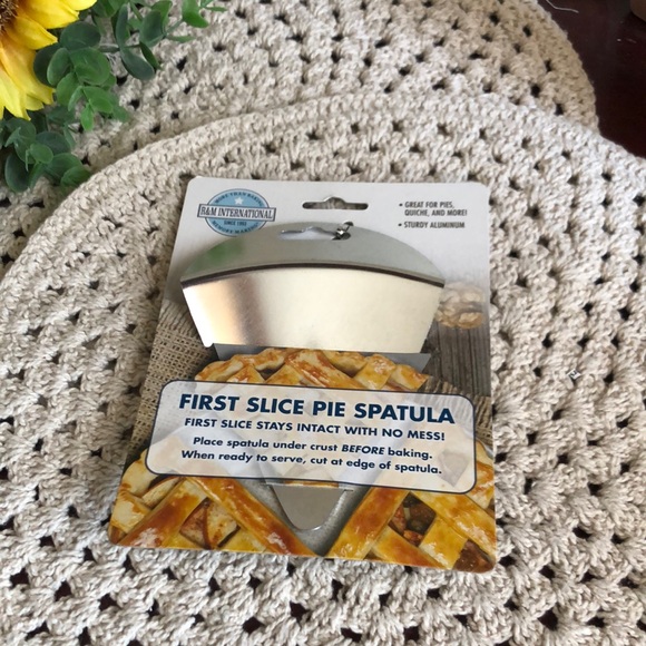 Kitchen | Silver First Slice Pie Spatula | Poshmark